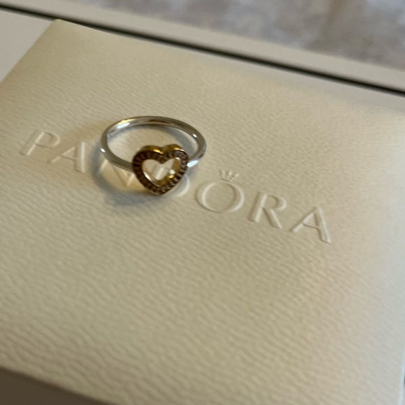 Pandora | Jewelry | Pandora Symbol Of Love Ring Silver 4k Gold 526 ...
